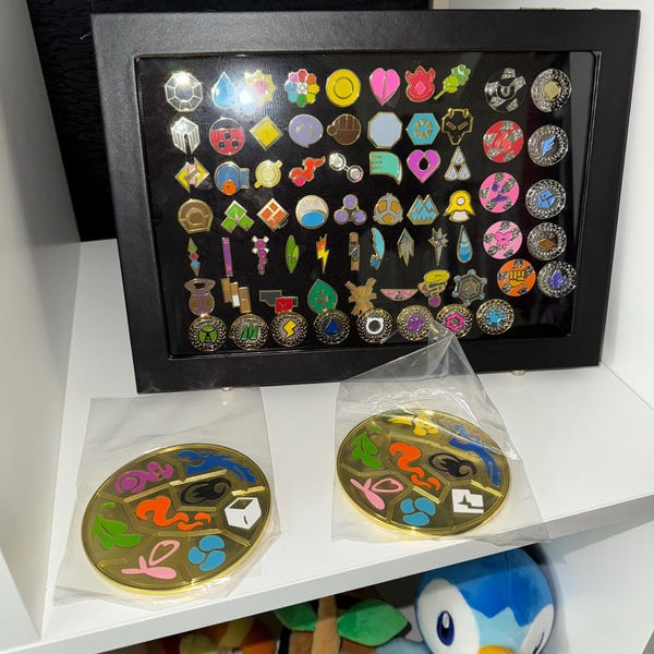 Galar Pokemon Sword and Shield Gym Badge in Gold and Silver Medal Form ...