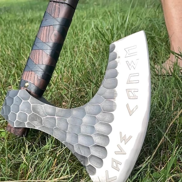 Custom Hand Forged Lion Axe, Viking Handmade Axes, Throwing Axes, D2 ...