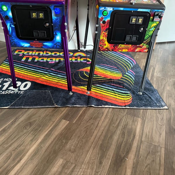 Retro Arcade Carpet, Colorful Trippy Area Rug, 80s 90s Accent Floor Mat ...