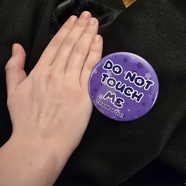 Nonverbal Communication Badge for Personal Space | Mobility Aid Pin ...