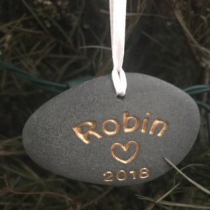 Custom Name Stone Engraved Stone Personalised Pebble Engraved Name Rock ...