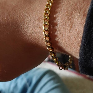 Titanium Steel Square Edges Cross & Stainless Steel Figaro 4mm - Etsy