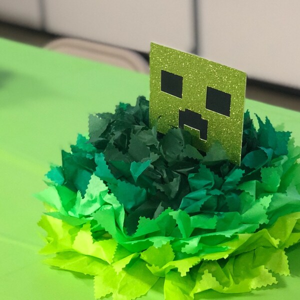 Pixelated Pom Centerpieces Pixelated Party Pixelated Pom Flowers ...