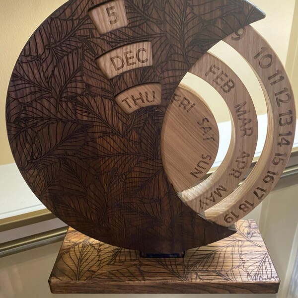 Spinning Standing Calendar, Perpetual Calendar, Wooden Calendar Natural ...