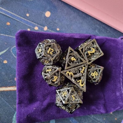 Rotatable Dragon Eye Dnd Dice Set , Liquid Core Dungeons and Dragons ...