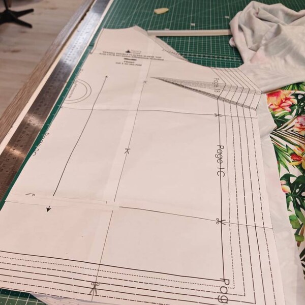 Loretta Structured Sweatshirt PDF Sewing Pattern Digital Sewing Pattern ...