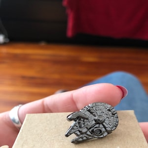 Small Silver Star Wars Millennium Falcon Lapel Pin Hans Solo - Etsy