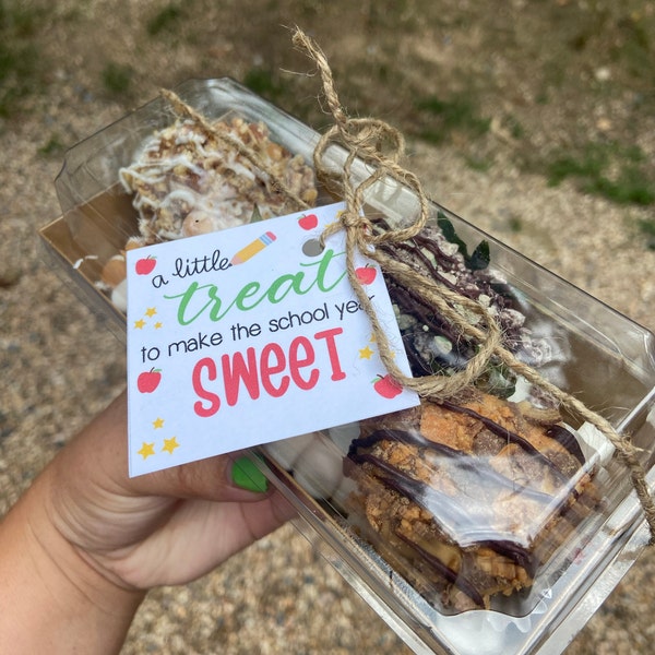 A Little Treat to Make the School Year SWEET TAG, First Day of School ...