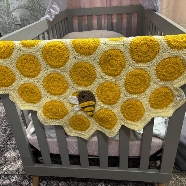 Hand Crocheted Baby Bumble Bee Baby Blanket Throw - Etsy