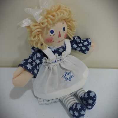 R Dinosaur Embroidery Design Dinosaur Alphabet, Dinosaur Embroidery ...