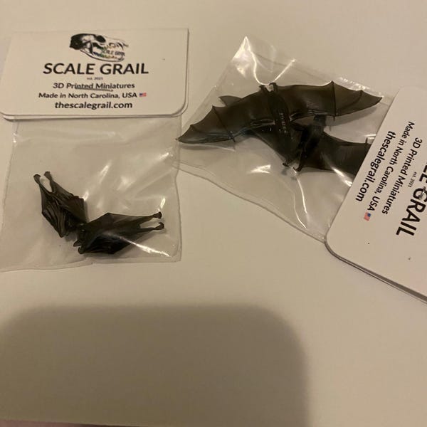Miniature Bat - 1:12 Scale Bats for Dollhouse Diorama Small Animal Art ...
