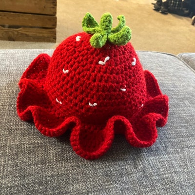 Crochet Pattern Strawberry Bucket Hat - Etsy