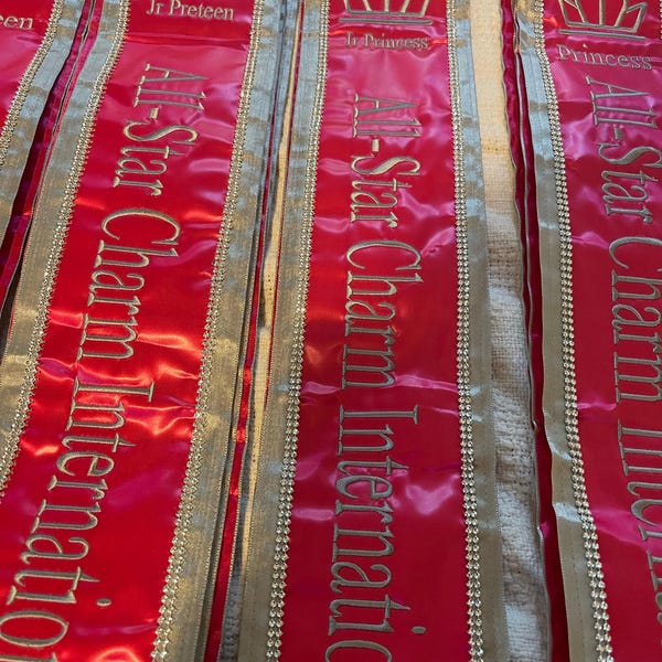 Custom Boarder Lace Sash Birthday Party Lace Sash Personalized Lace ...