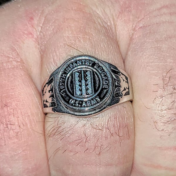 101st Airborne Division Insignia Ring Screaming Eagles Airborne Ring US ...