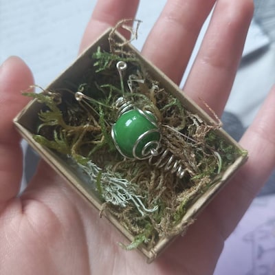 Small Snail in a Box Gift - Etsy