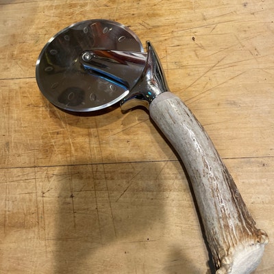 Pizza Cutter With Deer Antler Handle - Etsy