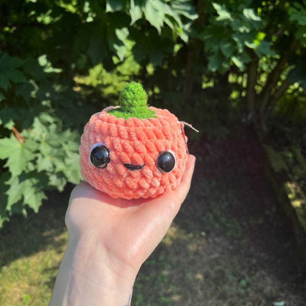 Little Pumpkin Crochet Pattern | Pumpkin Amigurumi Pattern - Etsy