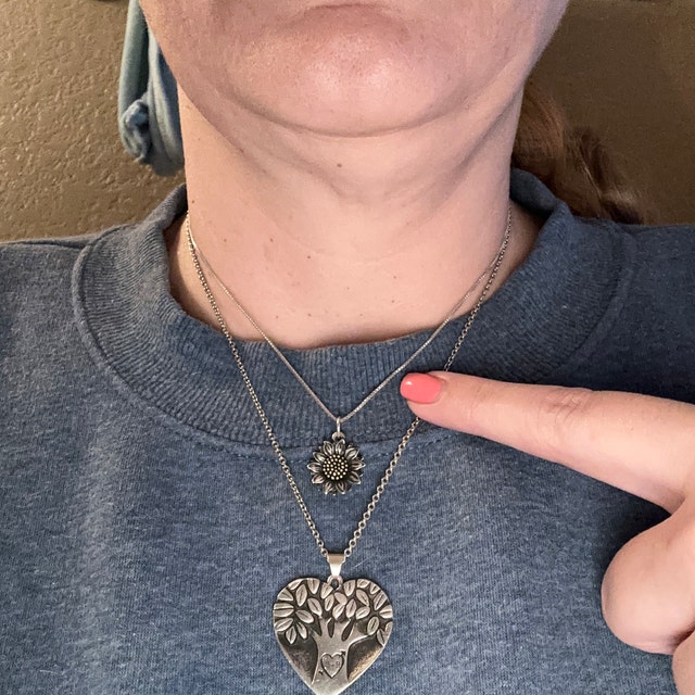 Casanova charm green necklace store