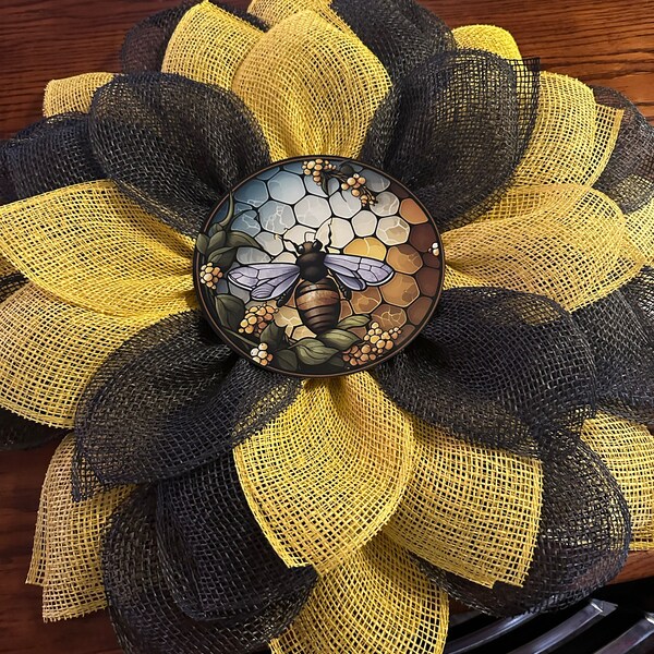 Round Faux Stained Glass Bee Wreath Sign, Floral Wreath Sign ...