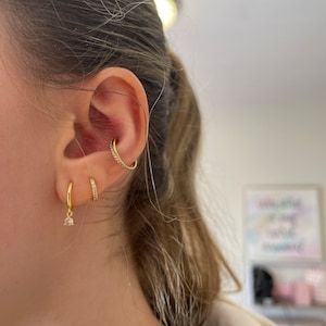 ASTM F136 Titanium Gem and Smooth Crossover Conch Clicker Hoop, 12mm ...