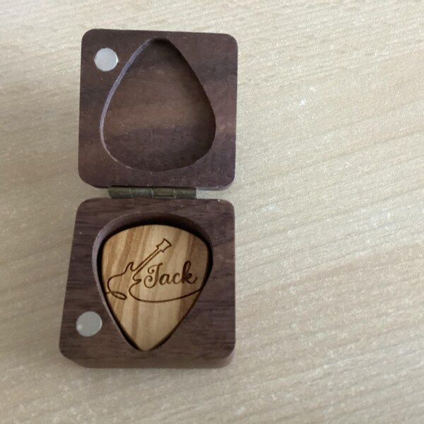 Personalized Wooden Guitar Picks With Case, Custom Guitar Pick Holder ...