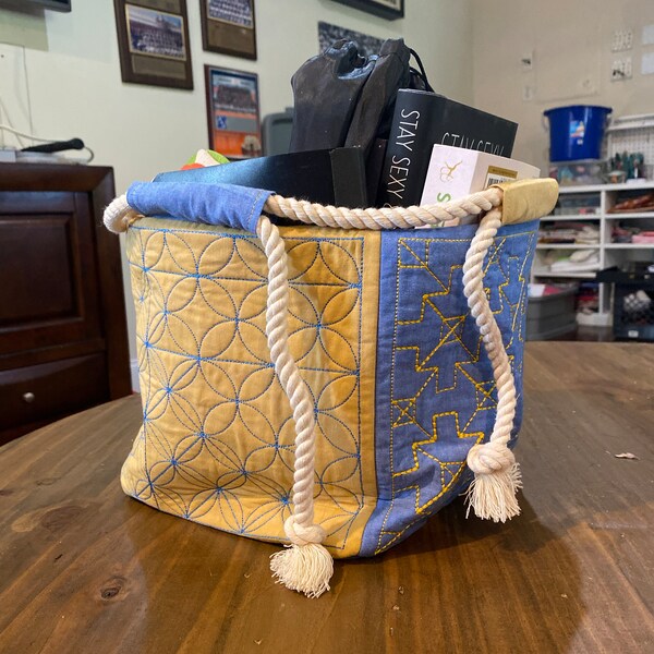 Japanese Drawstring Pouch With Sakura Embroidery Komebukuro Sashiko ...