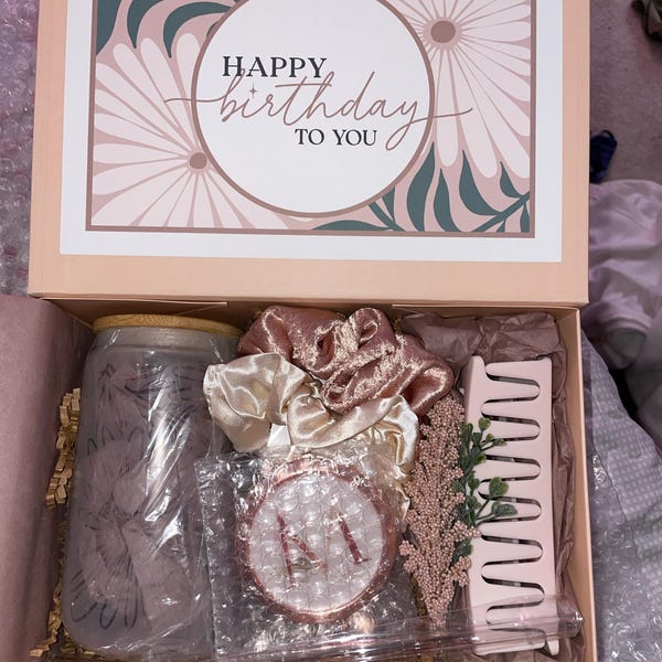 Happy Birthday Gift Box for Her, Personalized Birthday Box With Spa ...