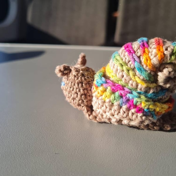 Little SNAIL Goes Back Into His Shell Crochet PATTERN - Etsy