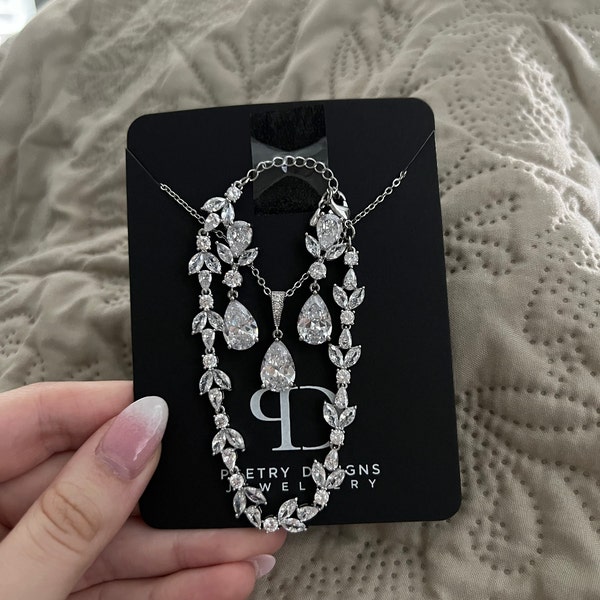 Gold Teardrop Wedding Necklace Set, Gold Bridal Jewelry Set of Earrings ...