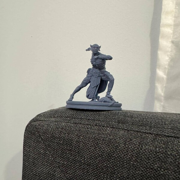 Carrier of the Ashes | Penitent Miniature | Goetia Miniatures ...