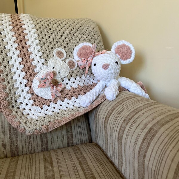 MINI Maeve Mouse Knotted Lovey — Crochet Mouse PATTERN - Etsy