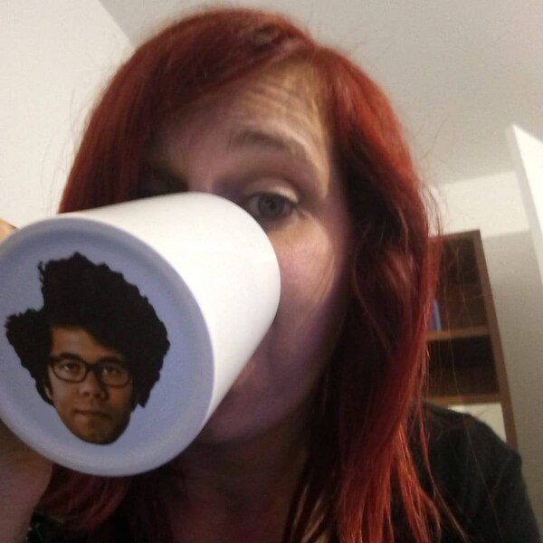 The IT Crowd Mug/cup Maurice Moss Richard Ayoade Face Geek Nerd ...