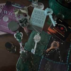 Beginner Bone Throwing Class - Etsy