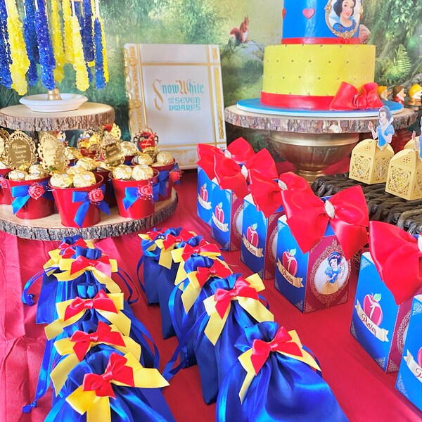 Snow White, Personalized Favor Box, Fancy Snow White Party Favor Box ...