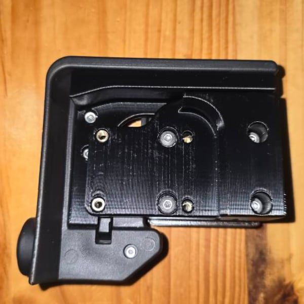 Lockable BMW Navigation Preparation Adapter for Garmin Zumo XT, XT2 ...