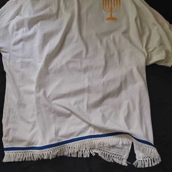 Israelite Men’s T-shirts With WHITE Fringes, Fringed T-shirt, Hebrew ...