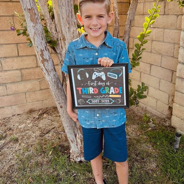 First Day of Fourth Grade School Sign Printable Boy 1st Day of 4th ...