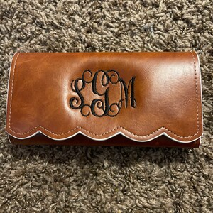 Monogram Scalloped Wallet Personalized Wallet Womens - Etsy