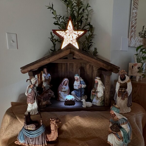 Ready to Ship,large Traditional Log Nativity Stable, 18 1/2"x 15"x 13 1 ...