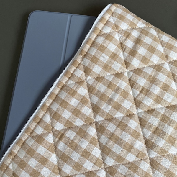 Quilted Laptop iPad Tablet Sleeve in Pink Rose With Pink Gingham Lining ...