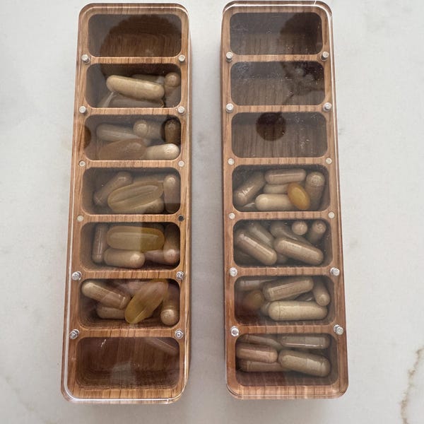 Weekly Pill Case, Cute Pill Organizer for Purse, 7-day Wooden Pill Box ...