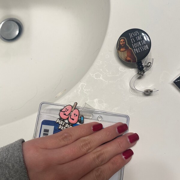 Puff Puff Pass Enamel Pin, 1.25" Cute Lungs Pin, Respiratory Therapist ...