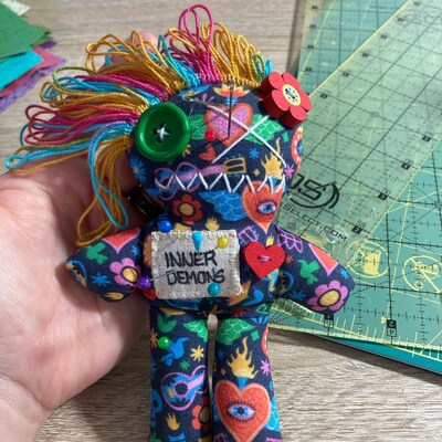 Keychain/charm Stress Relieve Voodoo Doll With Back Pocket Dammit Doll ...