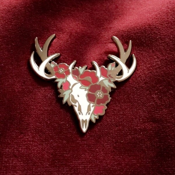Red Poppies Deer Enamel Pin - Etsy
