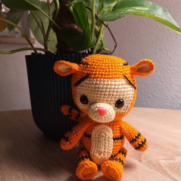 AMIGURUMI PATTERN Chandler & Monica From Friends | Crochet Pattern ...