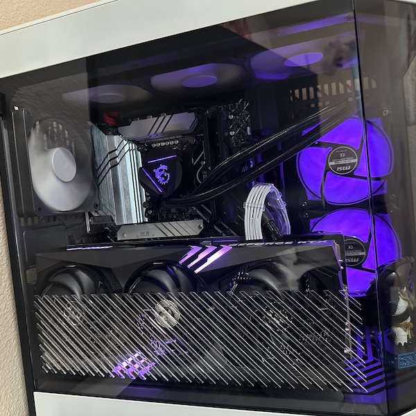 Hyte Y60 Custom Vented Side Panel - Etsy