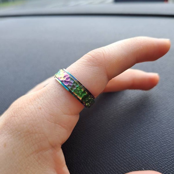 Custom Fidget Ring, Personalized Anxiety Ring, Hammered Spinner Band ...