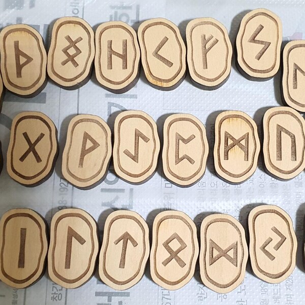 Elder Futhark Runes in a Box, Runes for Divination, Nordic Runes ...