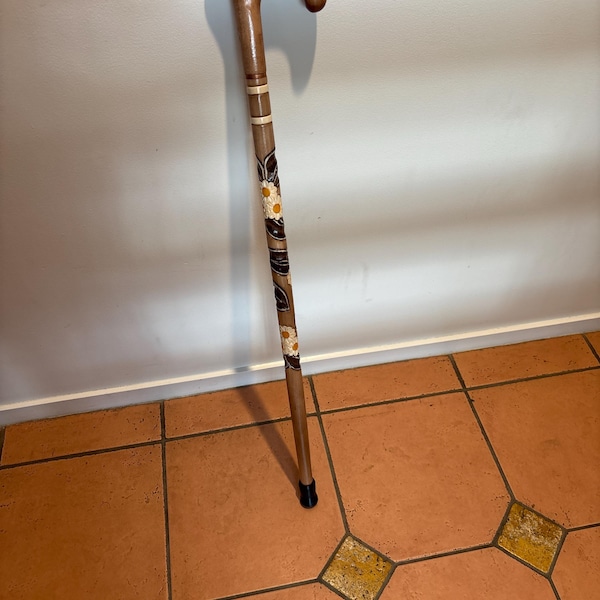 Walking Cane for Ladies Chamomile Flower, Hand-carved Pretty Cane With ...