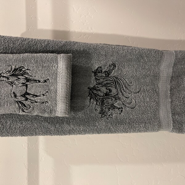Embroidered Horses Bath Towel Set - Etsy